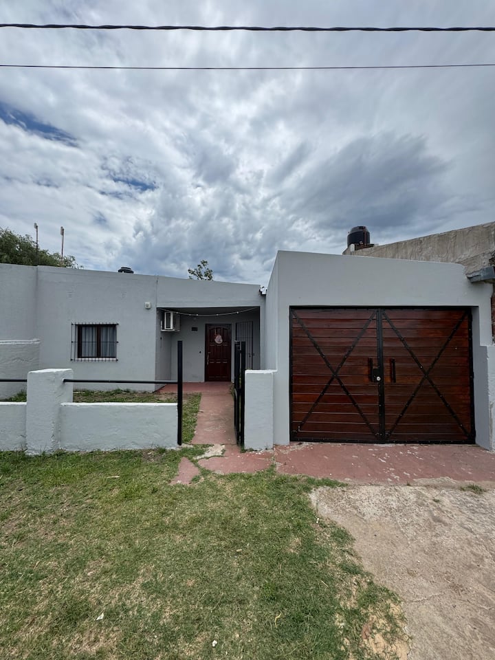 Alquiler De Quinta. Ideal Para Descanso O Eventos - San Carlos de Bolivar