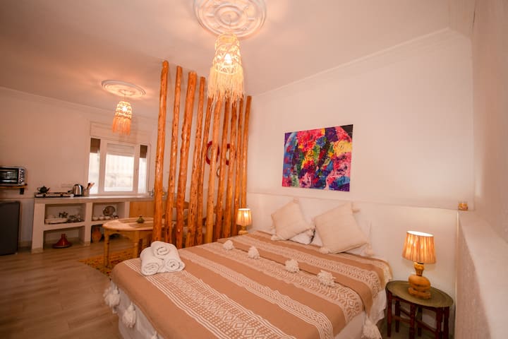 Surf & Sun Moroccan Studio - Taghazout