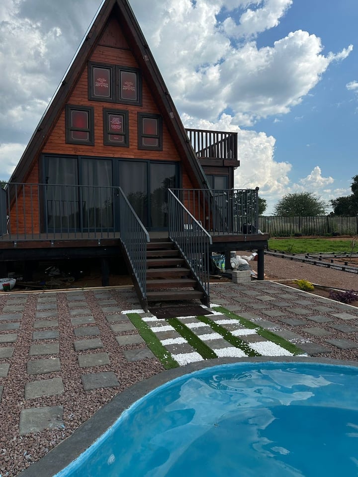 Logcabin_farmhouse - Botswana