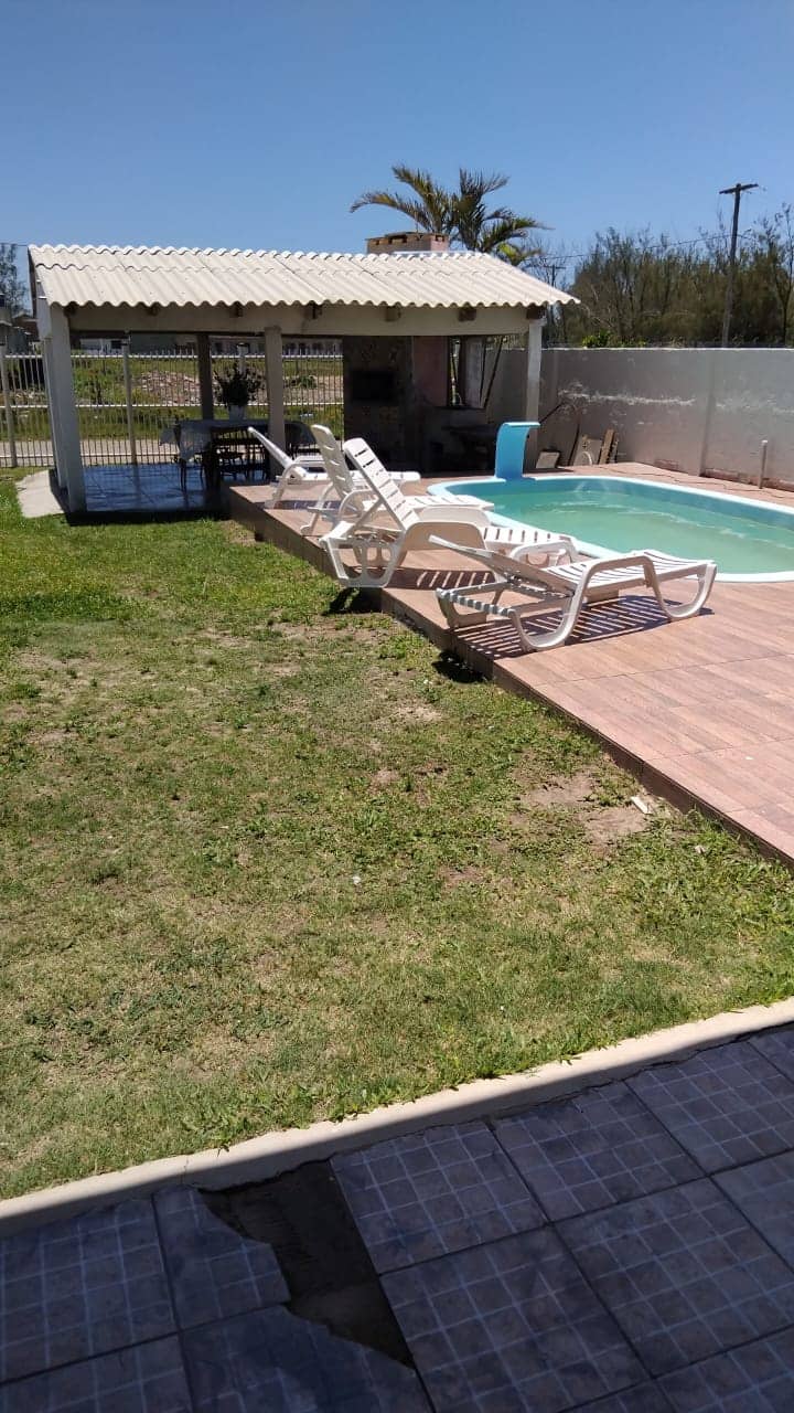 Casa Andar De Baixo Uma Quadra Do Mar De Tramandai - Tramandaí