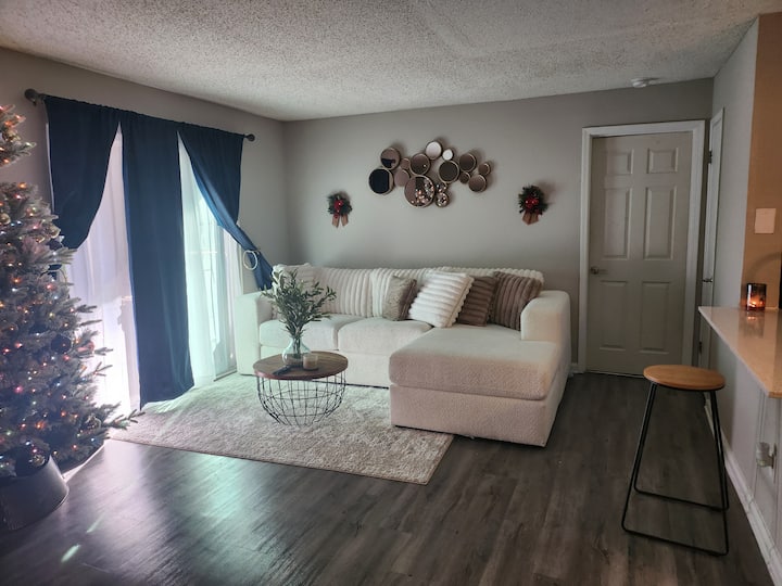 Lux Apartment With Worksapce For Traveling Pros - Marietta, GA