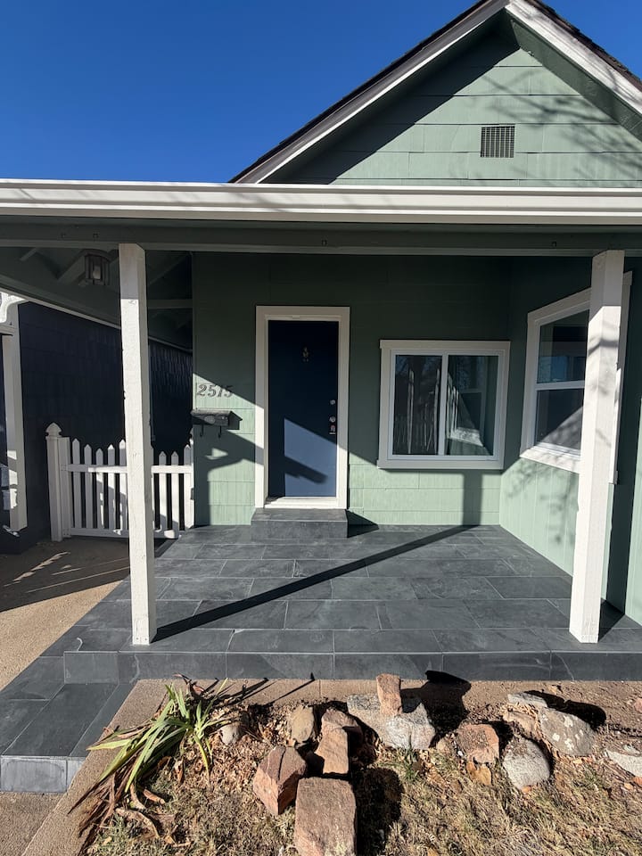 2515a-sloane's Lake Cozy 2 Bedroom - Lakewood, CO