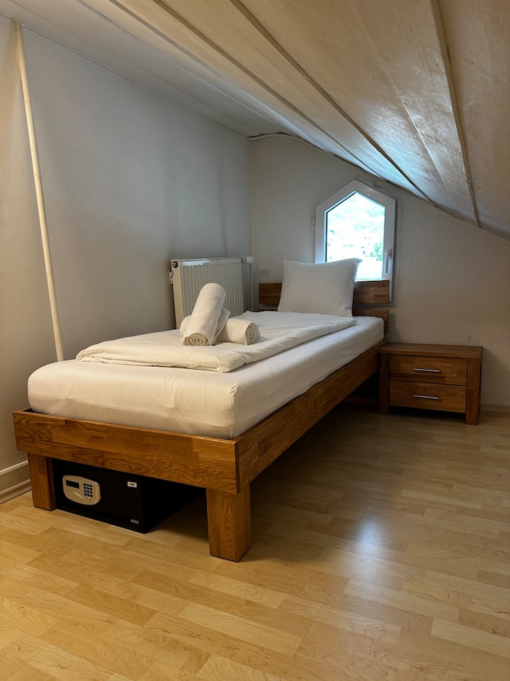 Crash Room | Budget Overnight Stay (Room Only) - Interlaken