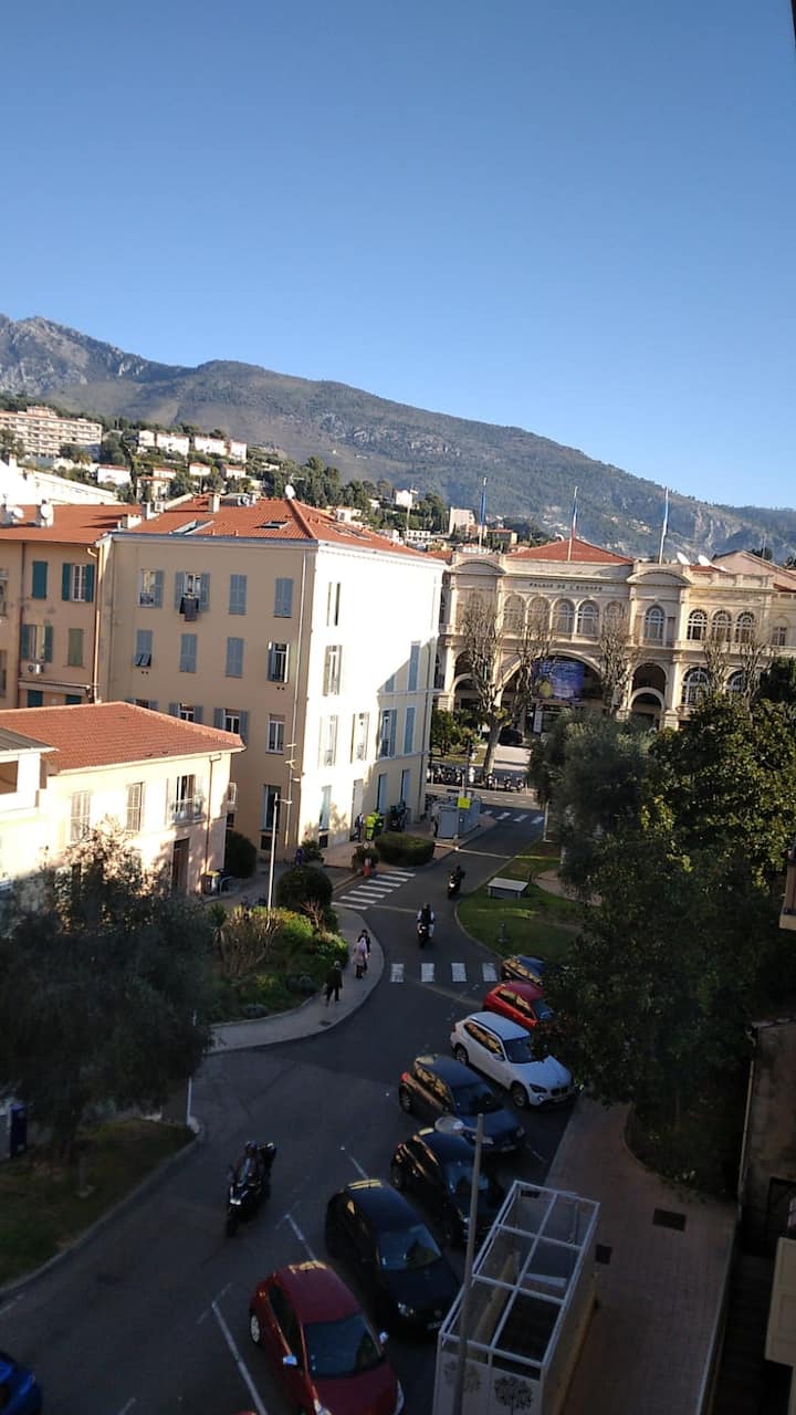 Plein Centre Ville - Palais De L'europe - Menton