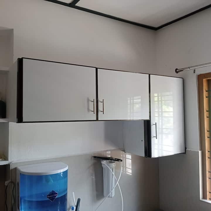 Safe & Furnished Ac Rooms At Thodupuzha Town - Thodupuzha