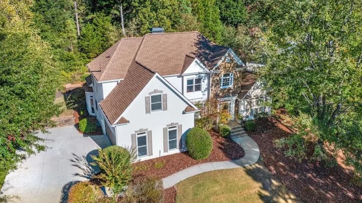 Great Location In Johns Creek - Johns Creek, GA