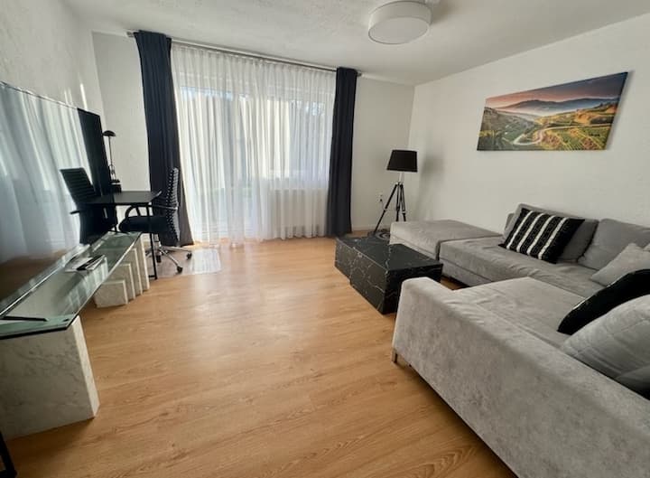 Komf Design Terrassenwhg
Nähe Europapark&freiburg - Merdingen