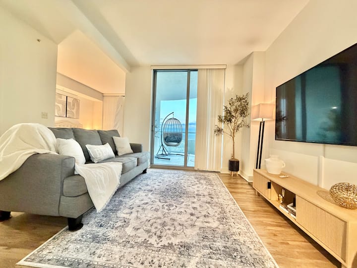 Harbor View Elite-luxury Apartment-amazing Views - Fort Myers, FL