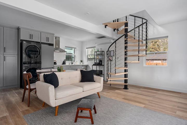 Spacious W/ 2br 1bath - Big Bear - Big Bear, CA