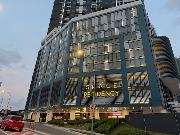 Luxury Space Residents Ksl 3bed - Johor