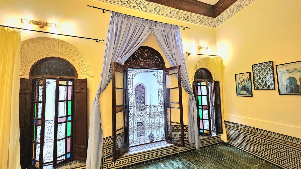Habitación familiar con encanto en Medina - Riads en alquiler en Fez ...