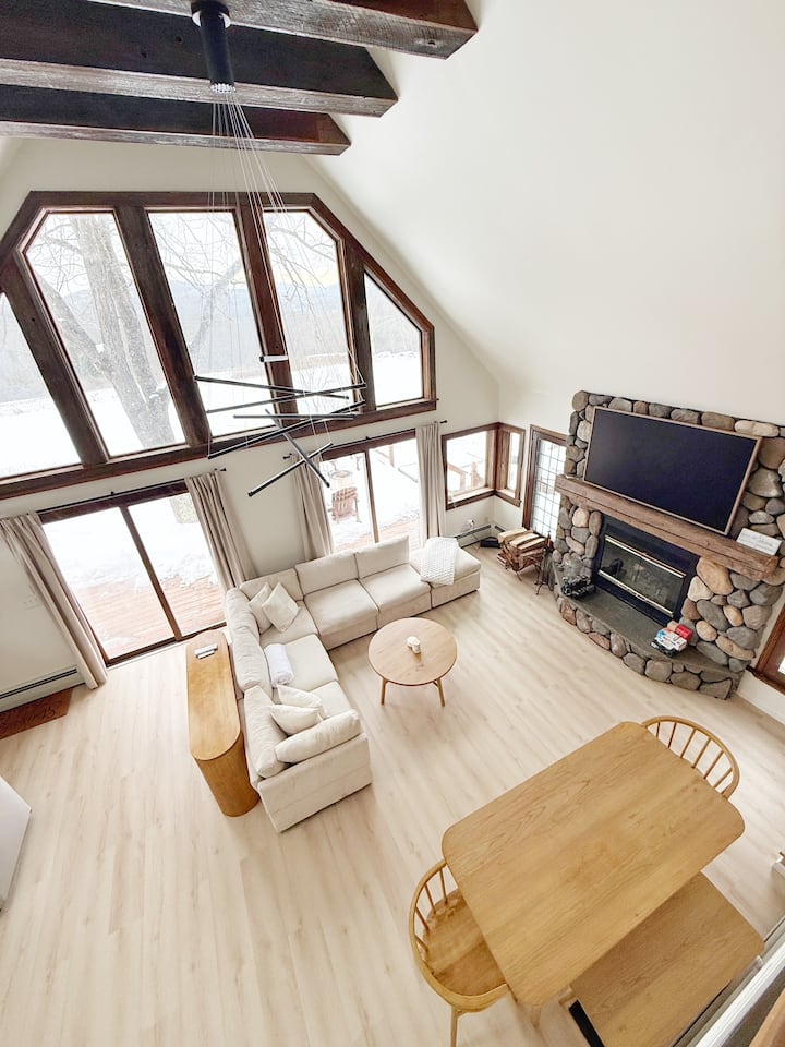 Fox Meadow Chalet Cozy A-frame W/ Hot Tub & Sauna - Margaretville, NY