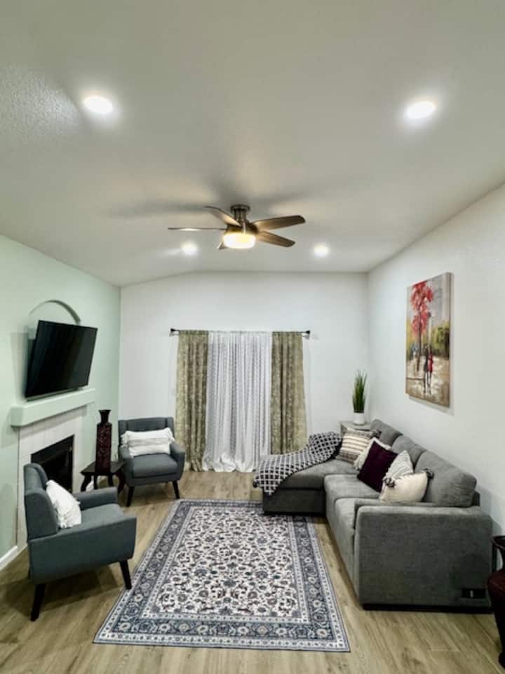 "Bright, High Ceilings For A Calm, Peaceful Stay." - Stockton, CA