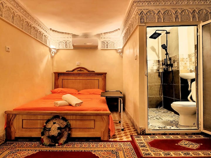 Medina Riad Room In Marrakech (Ac+private Bath) - Marrakesh