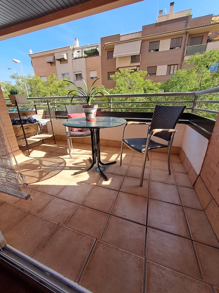 Habitación Con Terraza/ Estación De Autobuses - Santa Fe, España