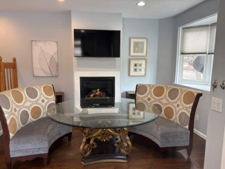 2 Bd 2.5 Ba Renovated Basalt, Co Townhouse - Basalt, CO