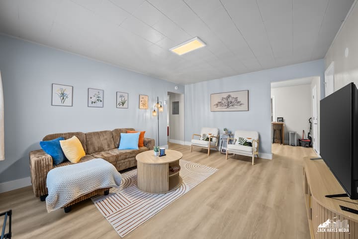 Near Dwtn | 2 Kings | Pet-friendly | Hidden Gem - Alaska