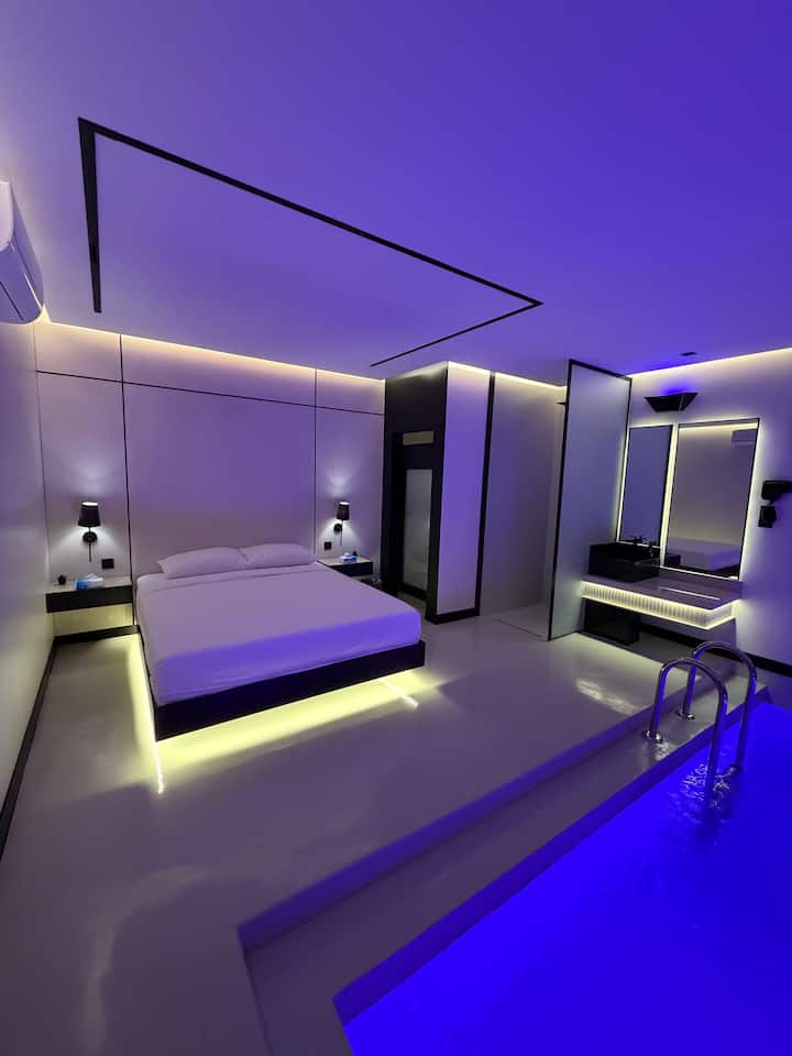 شاليه صغير مع مسبح داخلي دافئ - Riyadh