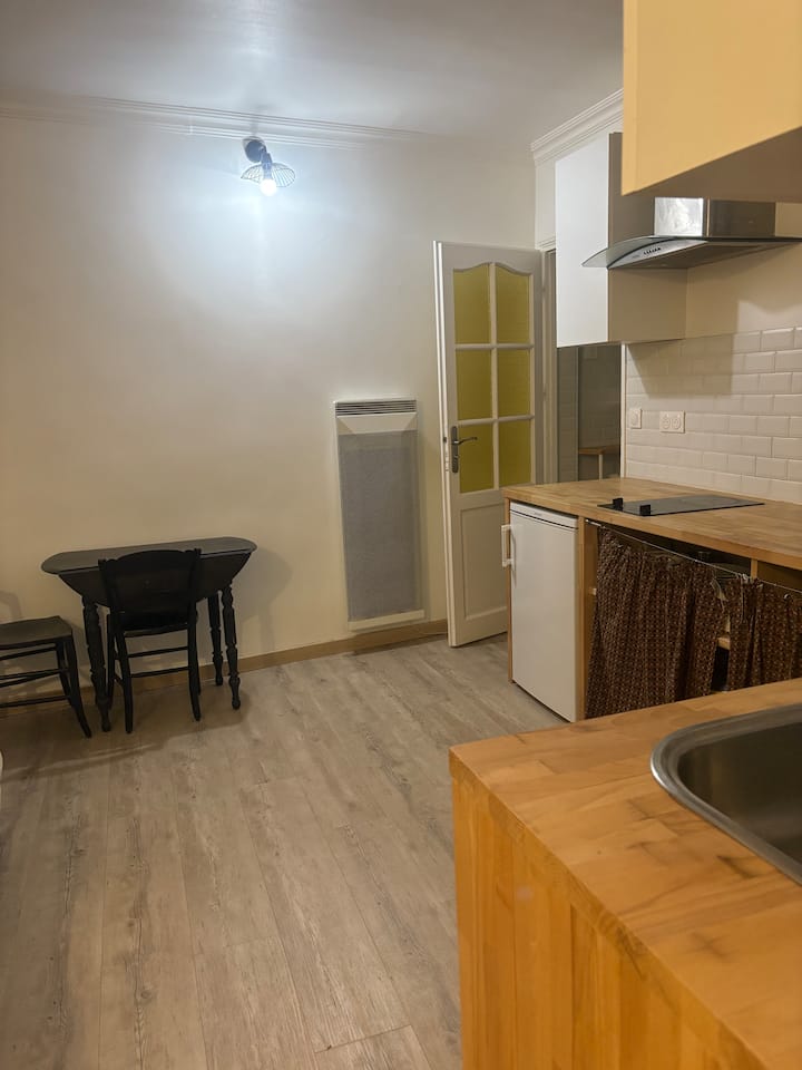 Deux Pièces Paris Proche Champ De Mars - Tour Eiffel - Paris