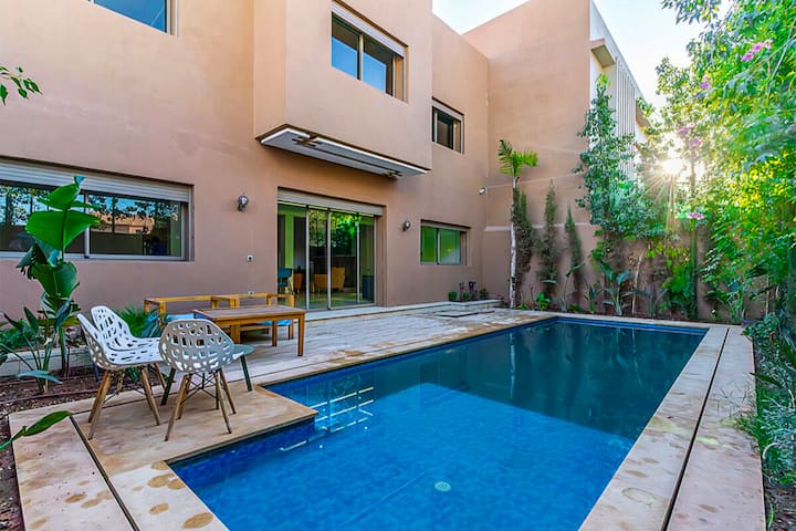 All-in-one Private Villa | Pool, Space & Comfort - Marrakech