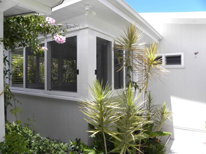 Two Birds Retreat - Garden Retreat (Adults Only) - Diamond Beach