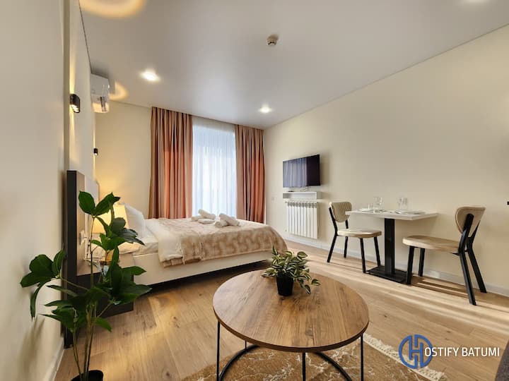 Batumi Seafront Area Studio With City Views - Batumi