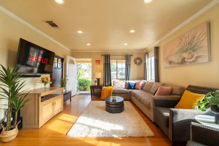 3br Gated Family Home | 10 Mins Lax, Sofi, Beach - El Segundo, CA
