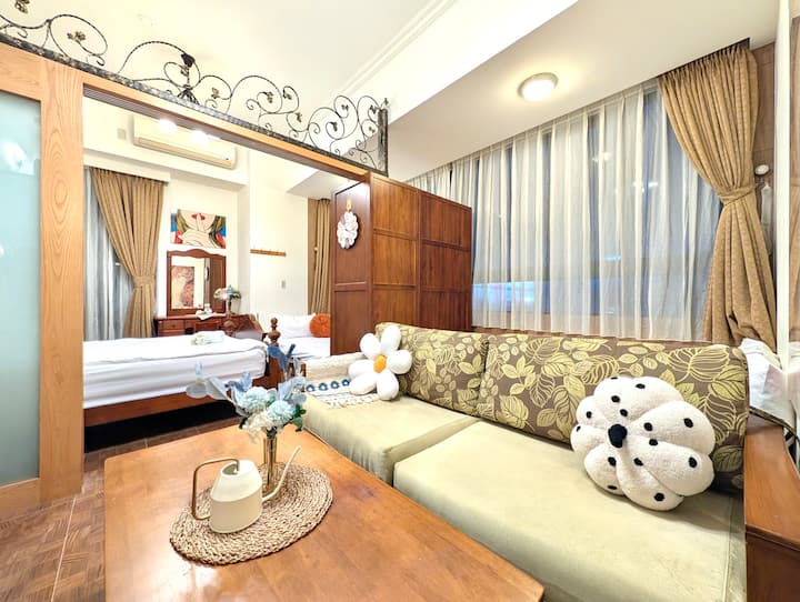 Qm209/木光loft空間/捷運西門町站走路4分鐘/台北車站/夜市/101/洗衣機/電梯2-8人 - Taipei