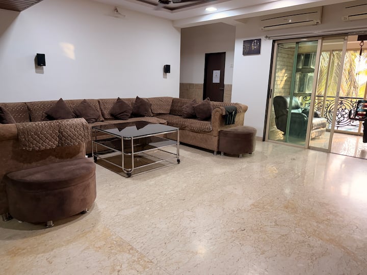 Spacious & Sunlit 3bhk Apartment | Andheri East - Mumbai
