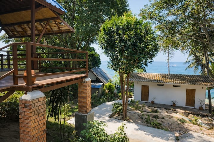 Family Bungalow With Private Beach - Ko Tao