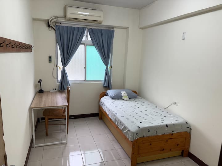 Ncku Share House: Single Bed - G - 安平區