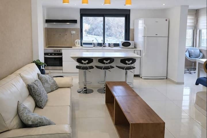 Jerusalem's Best Bite & Rest - Jerusalem