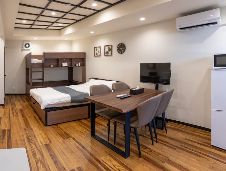 観光拠点にピッタリ！本通り商店街まで徒歩4分/千光寺ロープウェイ乗り場まで徒歩7分 /飲食店多数 - Onomichi