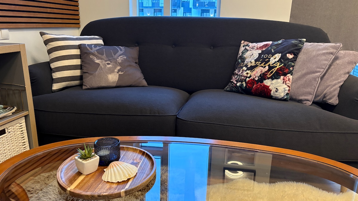 Travel Nest | Ocean Views & Near Sky Lagoon - Flats for Rent in ...