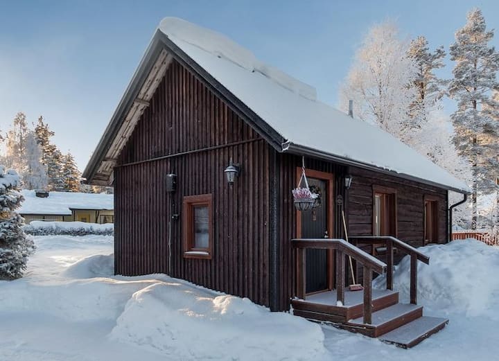 Käenpesä- Viehättävä Hirsimökki Keskellä Vuokattia - Vuokatti