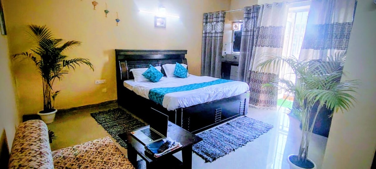Atithi At Home - Flats for Rent in Vrindavan, Uttar Pradesh, India - Airbnb