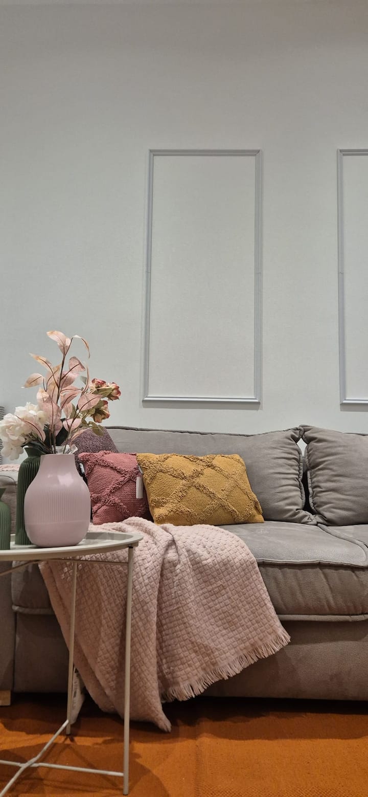 Charmantes Loft Mit Sichtbalken & Einbauküche - Recklinghausen