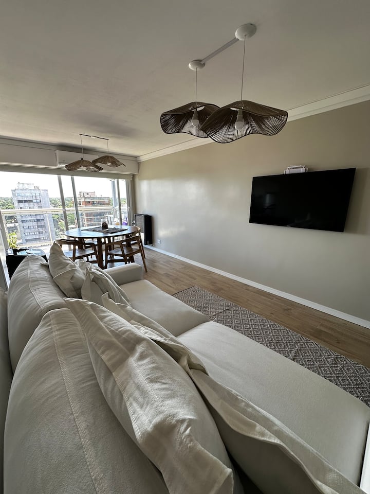 Lujo En El Corazón De Pinamar Con Vistas Al Mar - Pinamar