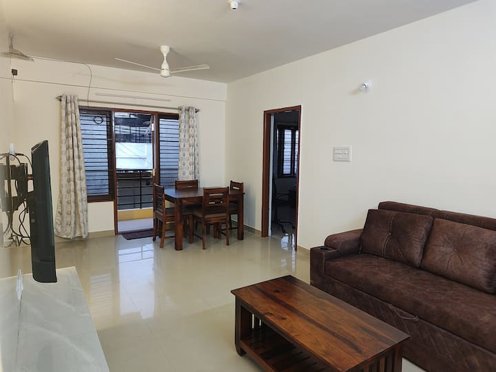 Triguna Stays - 2bhk Flat In Jp Nagar - Bangalore