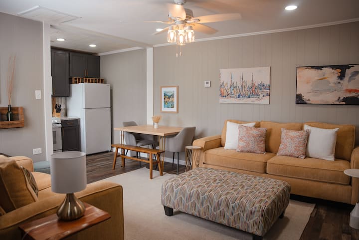 2br Vintage Suite | Hybrid Beds & Blackout Rooms - Lake Fields, LA