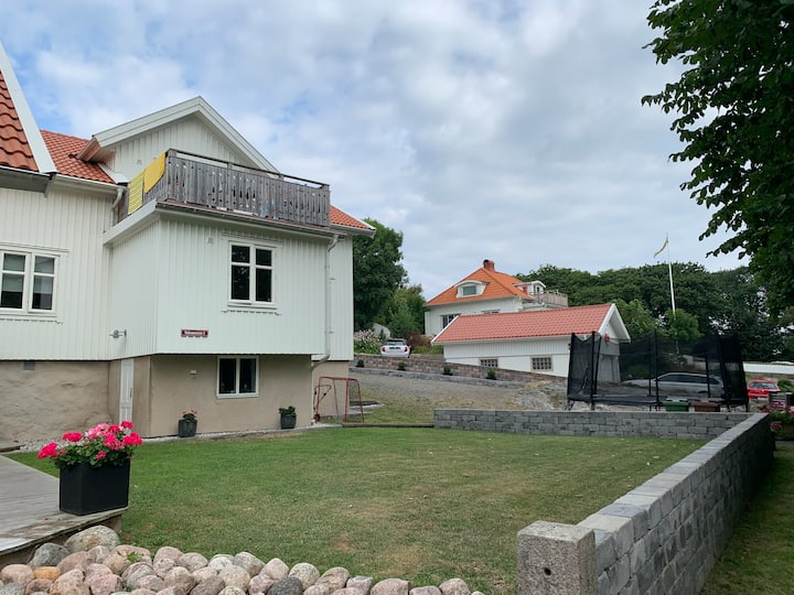 ÖCkerö, Valemossen - Hönö