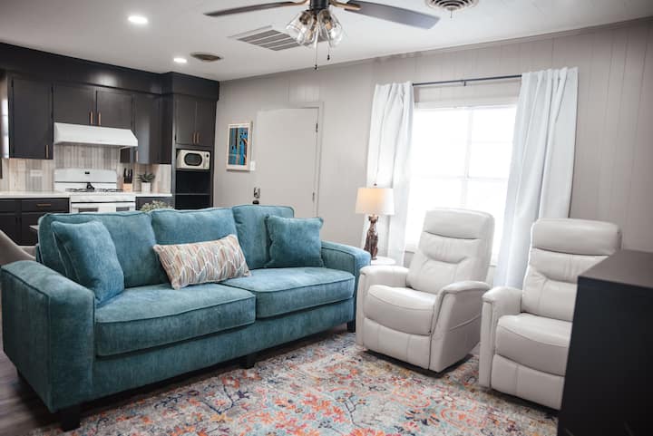 Cool Downtown Condo | Stylish Interior - Houma, LA