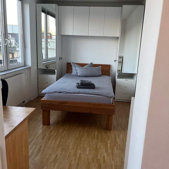 Apartment In Köln-deutz Nahe Rhein & Top Anbindung - Cologne