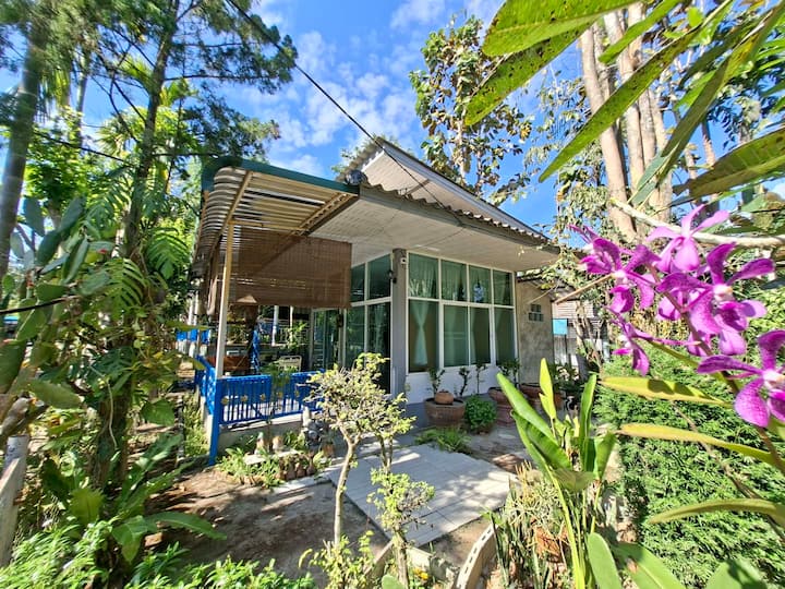 บ้านสวนแก้ว - Mae Taeng