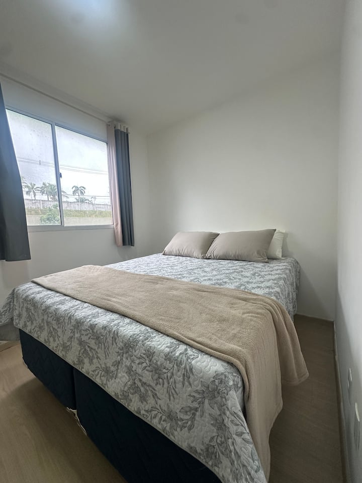 Apartamento Em Condomínio Com Piscina - Manaus