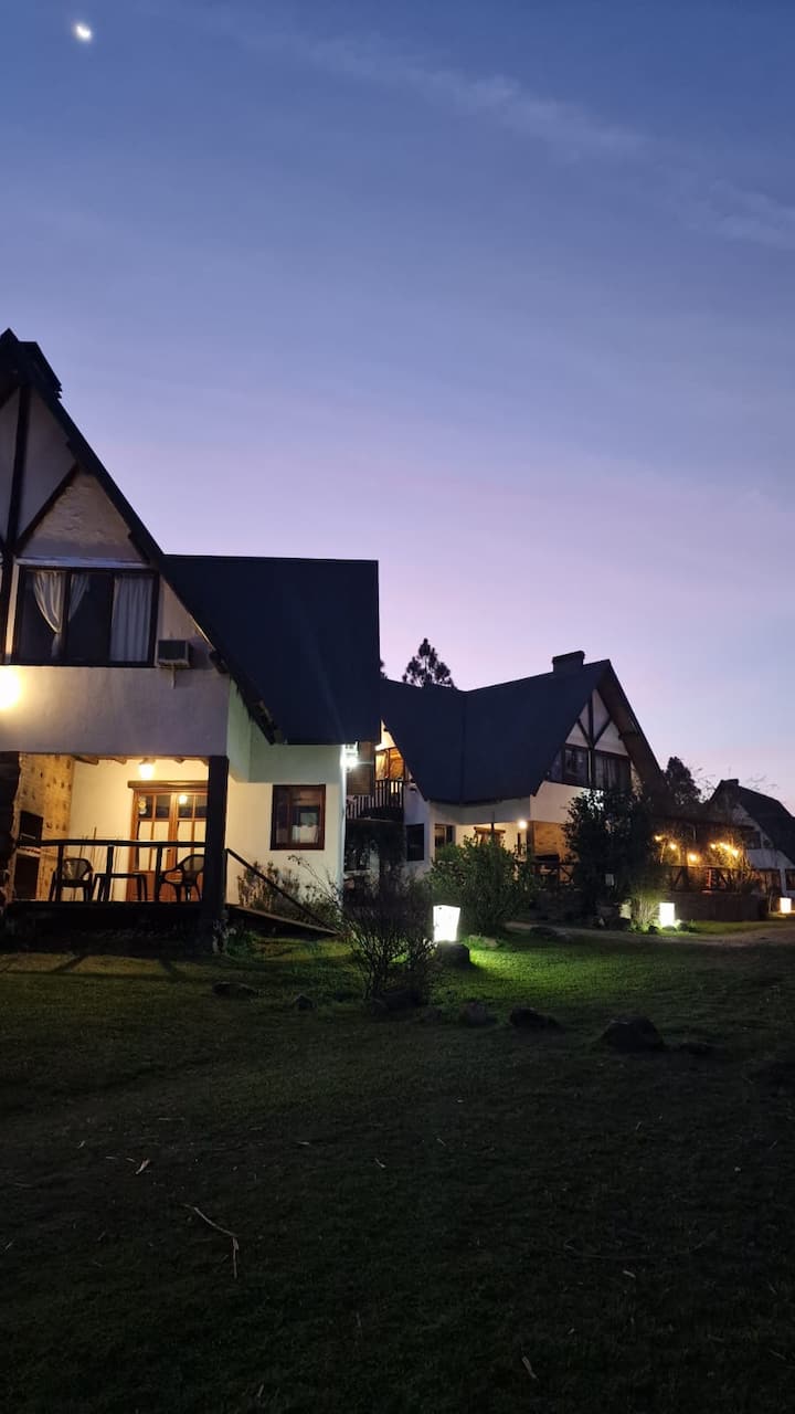 Mono-ambiente En Planta Baja, Para 4 Huéspedes. - Colón