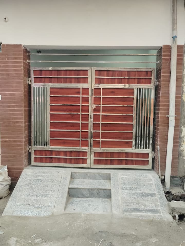 Govind Retreat - Mathura