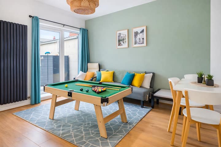 4 En Suites, Great For Contractor Stays, Sleeps 9 - Warrington