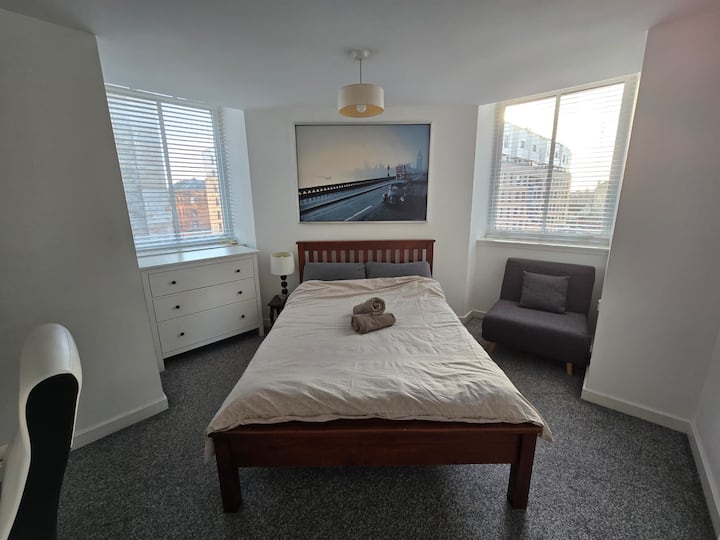 2 Bedrooms Apartment In Glasgow City Centre - Glasgow