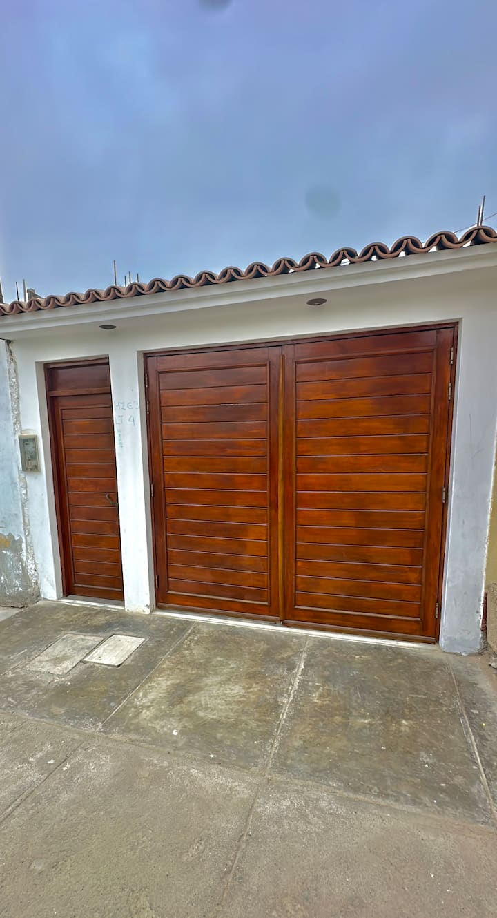 Casa Con Cercanía A La Playa - Puerto Supe - Medio Mundo